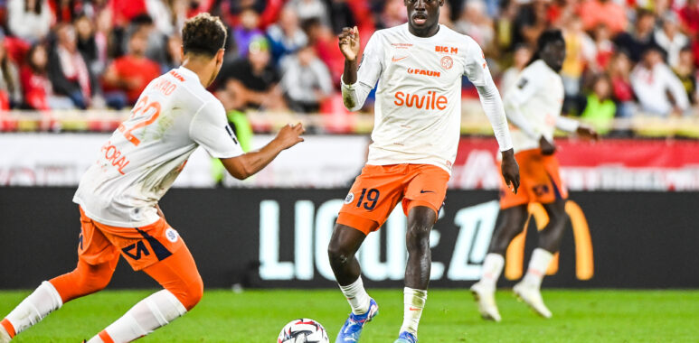 [Sélection] Rabby Nzingoula, un international en attente ...